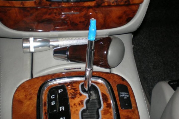 Gearshift - W220 S-Class Encyclopedia