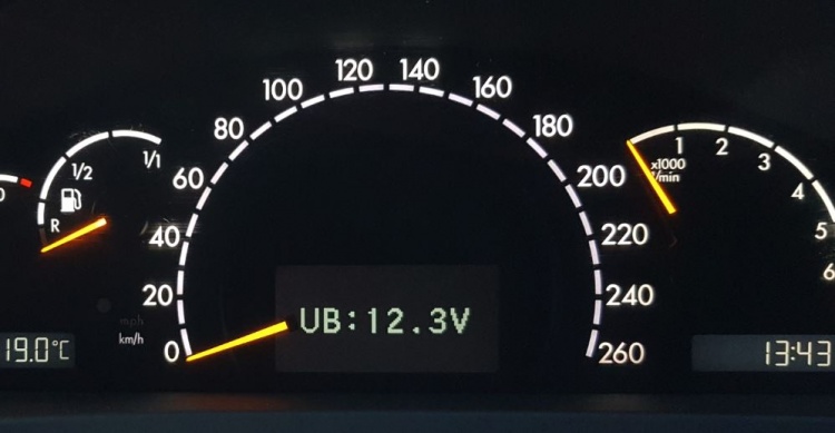 Instrument cluster - W220 S-Class Encyclopedia
