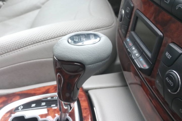 Gearshift - W220 S-Class Encyclopedia